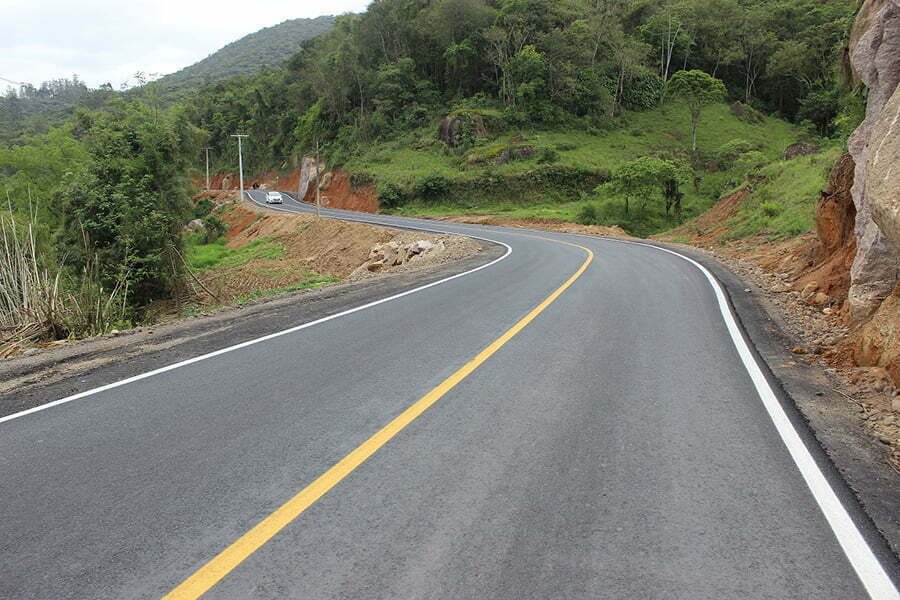 Pavimentação da Estrada Geral Barra do Norte, em São Ludgero, é ...